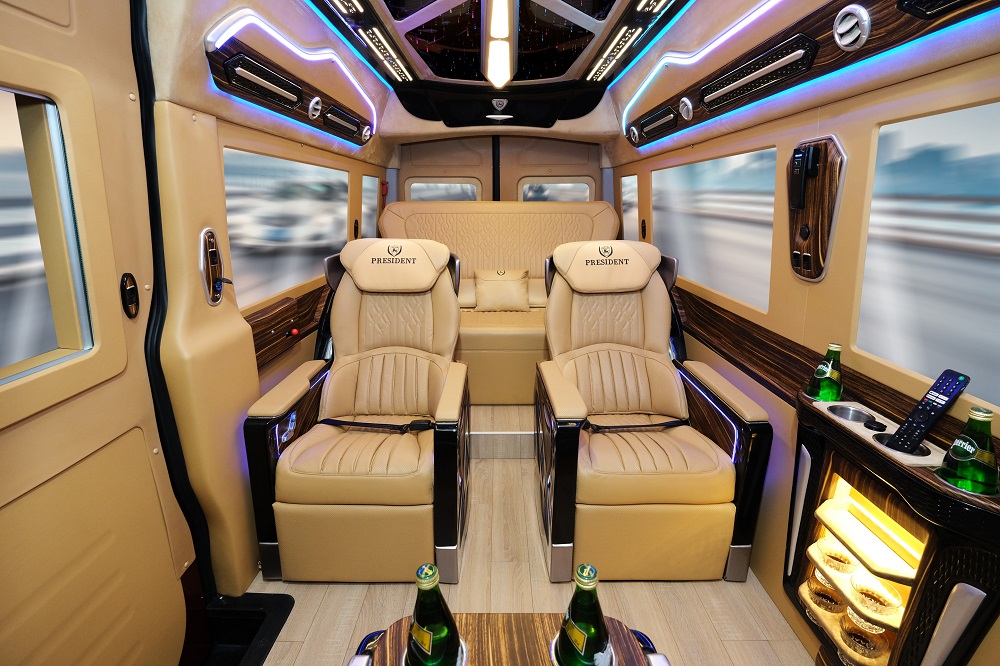 Hyundai solati limousine - Hãng ô tô DCar Limousine