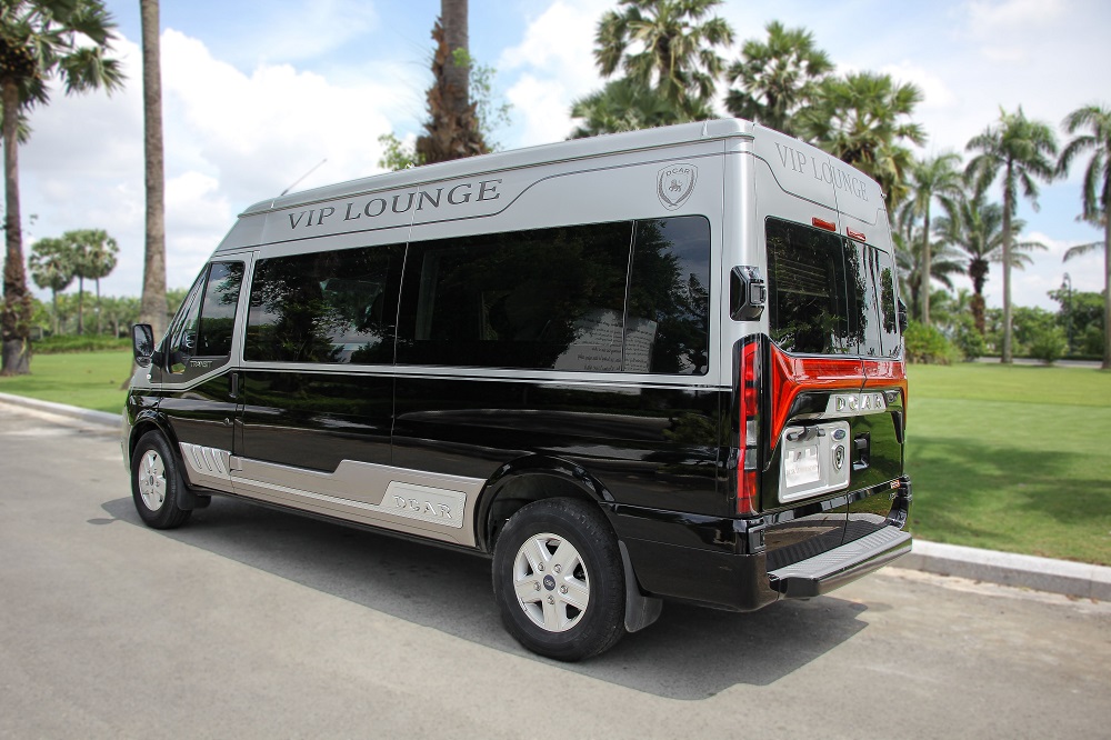 DCar Vip Lounge - Ford Transit - Hãng ô tô DCar Limousine